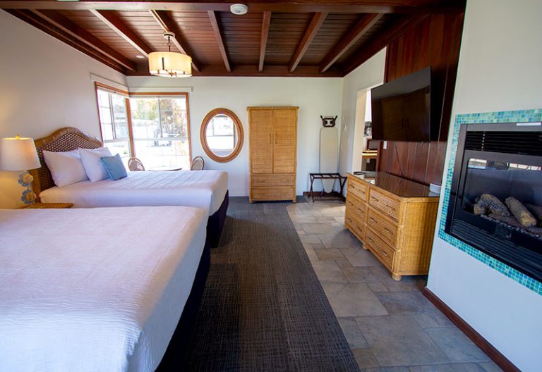 Ocean View Rooms - Edgewater Beach Inn